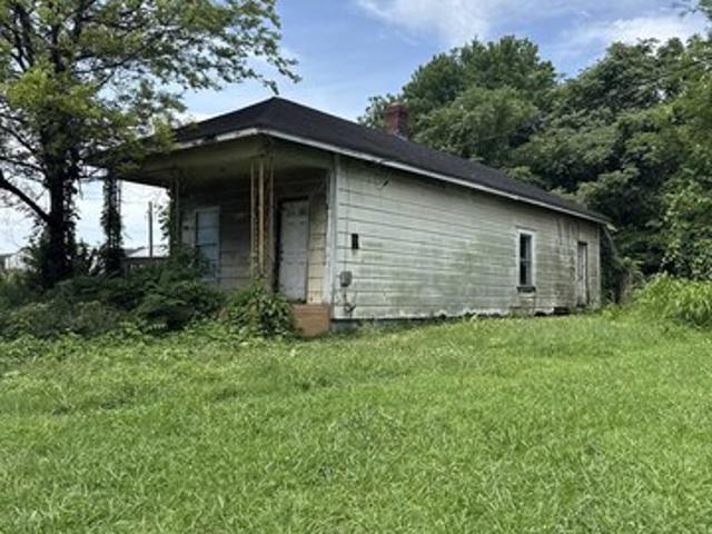 1255 Lion St, Memphis, TN 38107