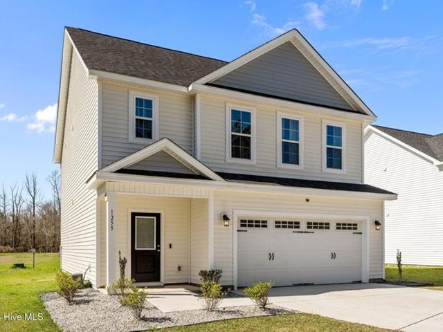 1255 Pickett Rd, Jacksonville, NC 28540