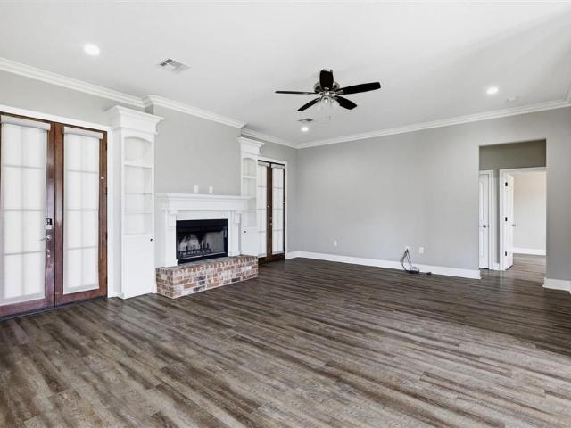 1255 Ravenhurst Dr, Lake Charles, LA