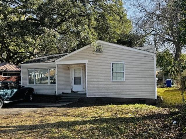 1255 Remount Rd, North Charleston, SC 29406