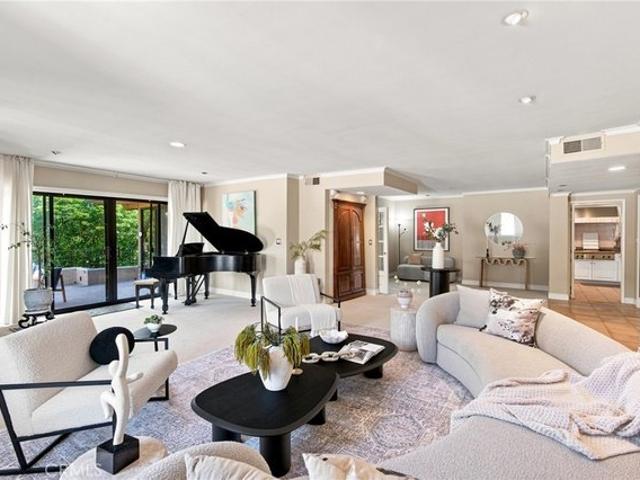 1255 S Orange Grove Blvd Apt 5, Pasadena, CA 91105