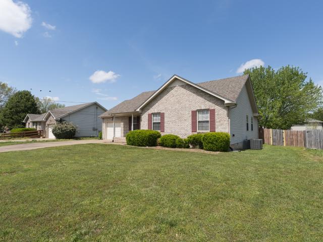 1255 Silver Star Dr, Clarksville, TN 37042 | MLS #3175 | Compass