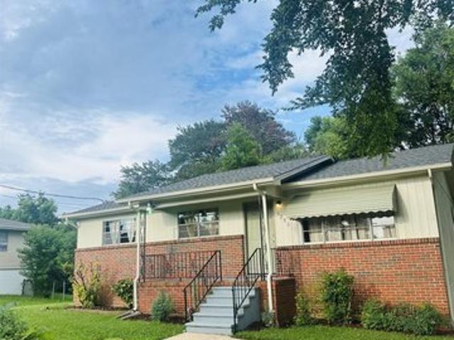 1255 Tuckawanna Dr, Center Point, AL 35215