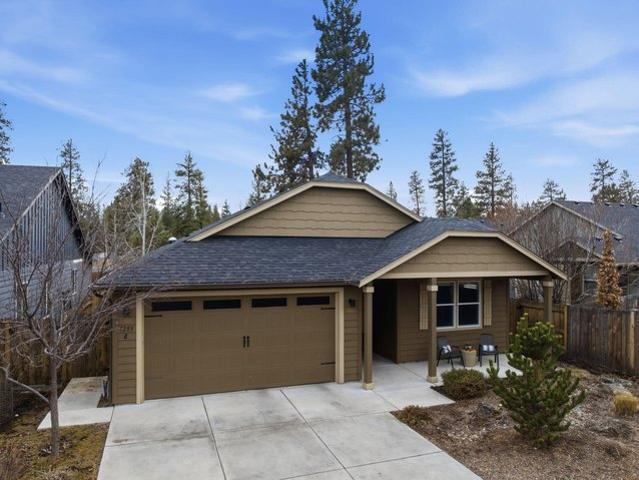 1255 W McKinney Butte Rd Unit E, Sisters, OR 97759