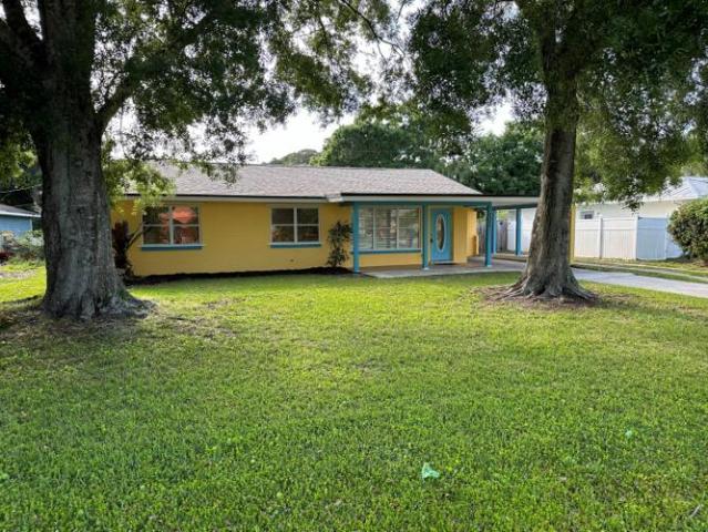 1255 35th Ave, Vero Beach, FL 32960