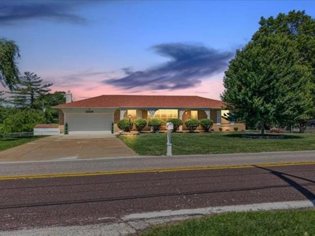 12565 Old Jamestown Rd, Black Jack, MO 63033