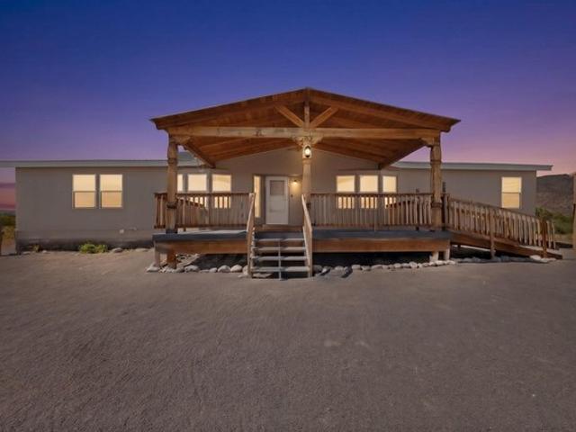 1256 County Road 142, Medanales, NM 87548