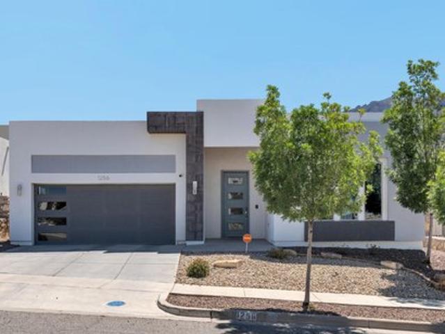1256 Desert Night St, El Paso, TX 79912
