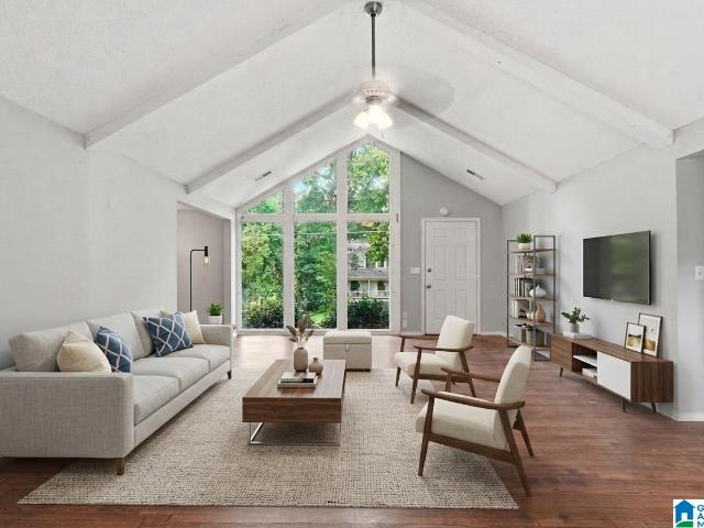 1256 Glenridge Lane