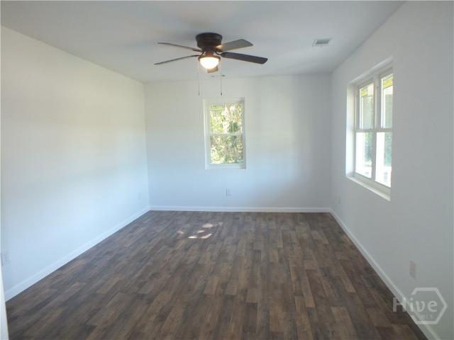 1256 Kings Highway