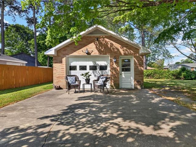 1256 Kingsway DR