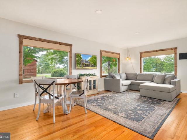 1256 Lawyer Road