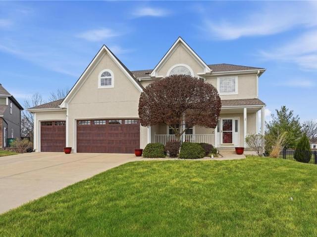 1256 SW Summit Crossing Cir, Lee's Summit, MO 64081 | Compass