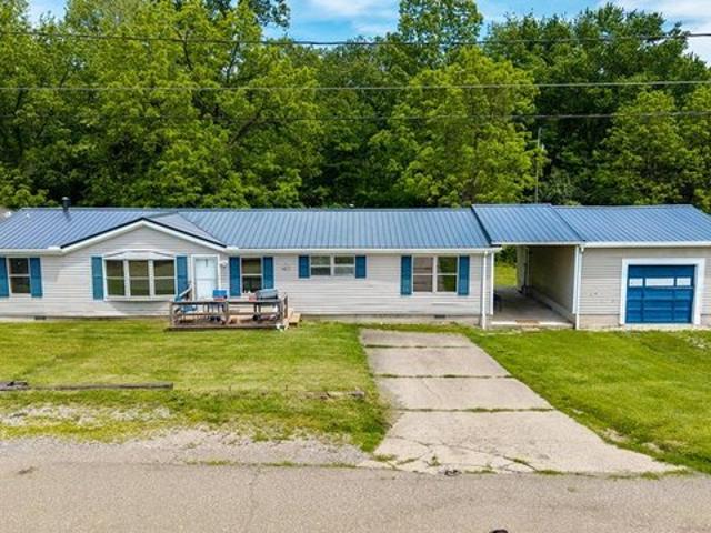 1256 S Rhode Island Ave, Wellston, OH 45692