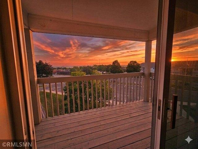 12575 Pleasant Ave Apt 305, Burnsville, MN 55337