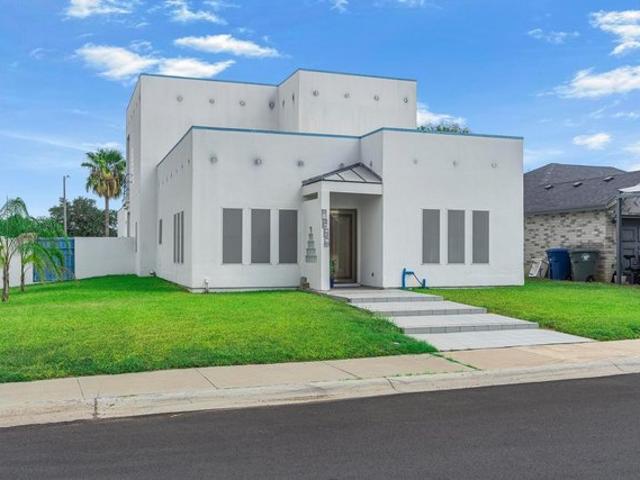 1257 N Oakmont Loop, Laredo, TX 78045