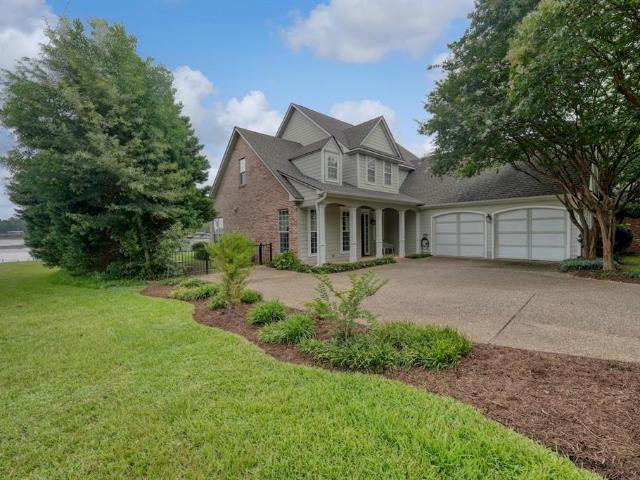 1257 Hideaway Lane W