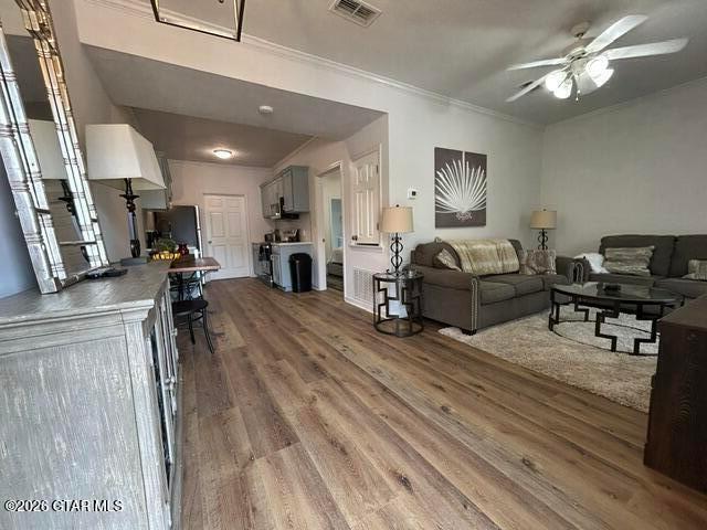 1257 Louisville St Unit 49