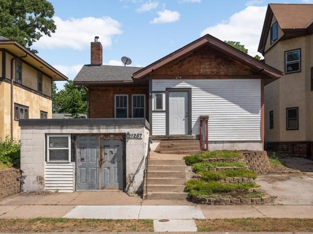 1257 7th St E, Saint Paul, MN 55106