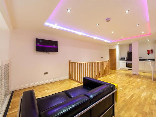 £1257pcm Falconars House, Newcastle. 1 bed apartment to rent £1,257 pcm £290 pw