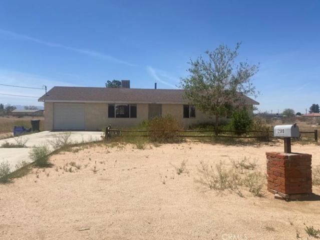 12580 Pauhaska Rd, Apple Valley, CA 92308