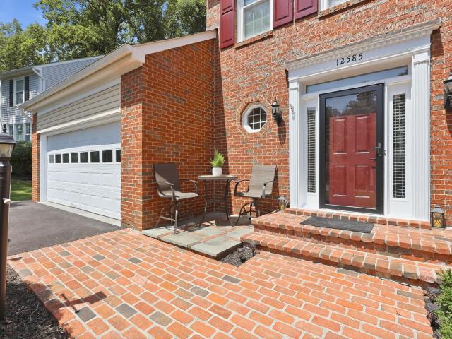 12585 Cricket Lane