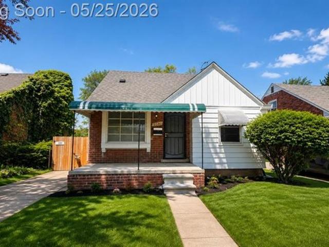 12585 Duchess St, Detroit, MI 48224