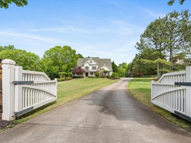 12585 Etris Rd, Roswell, GA 30075