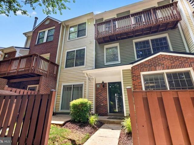 12585 Kempston Ln, Woodbridge, VA 22192