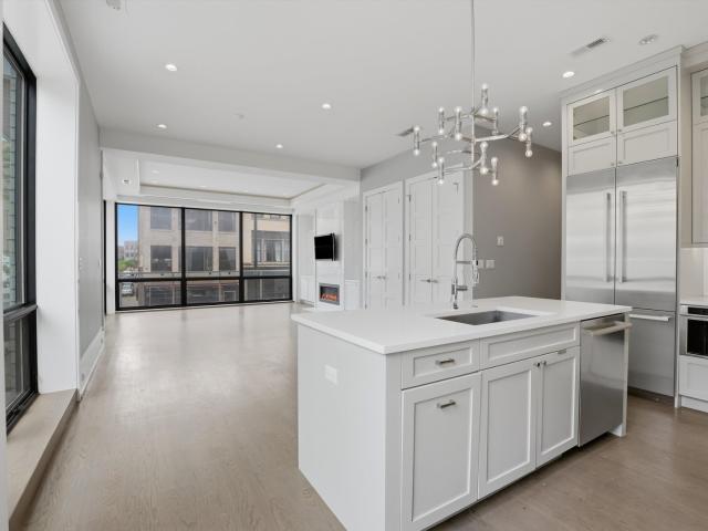 1258 N Milwaukee Avenue # 2N