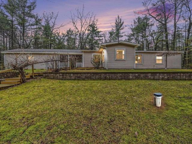 1258 N Plank Rd, Tawas City, MI 48763