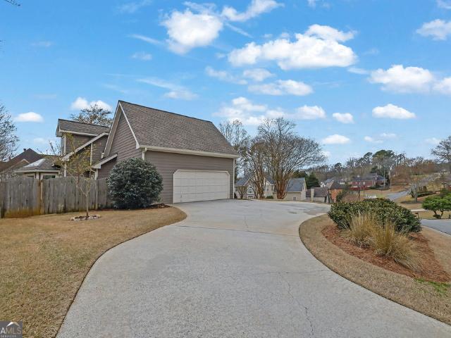 1258 Channel Park SW