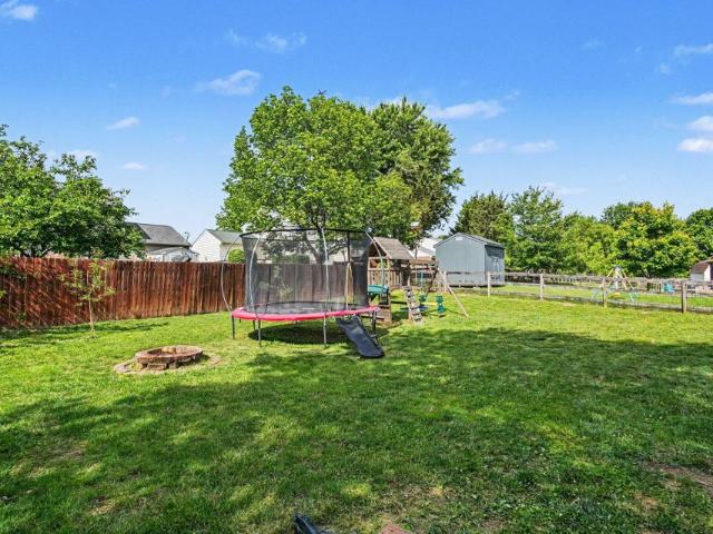 1258 Edinburgh Lane