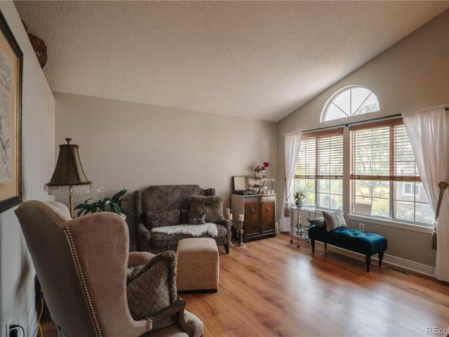 1258 Ridgeglen Way