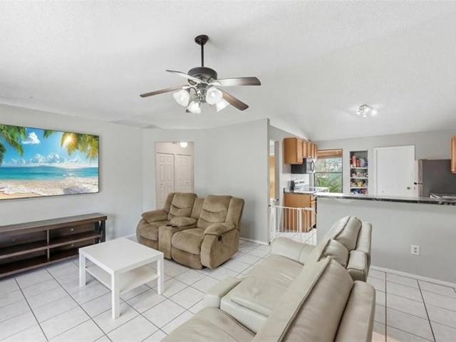 1258 SW Cynthia St, Port Saint Lucie, FL 34983