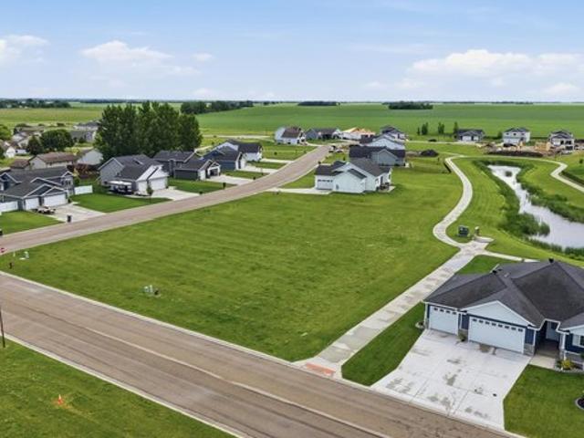 1258 Southview Dr SW, Glyndon, MN 56547