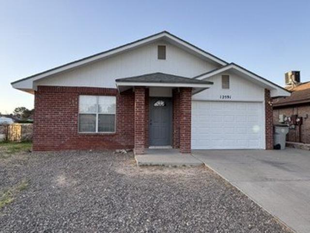 12591 Kari Anne Dr, El Paso, TX 79928