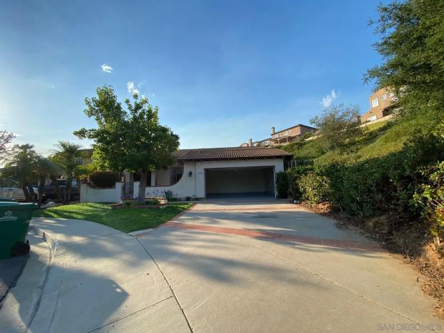 12592 Heatherfield Ln