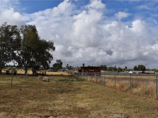 12598 6th St, Yucaipa, CA 92399
