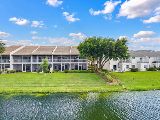 12598 Westhampton Cir, Wellington, FL 33414 | MLS #B26008