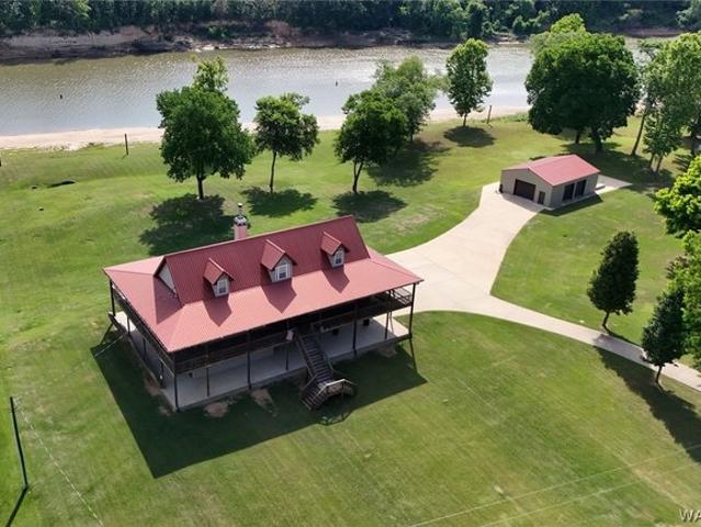 12599 Lackey Ln, Fosters, AL 35463