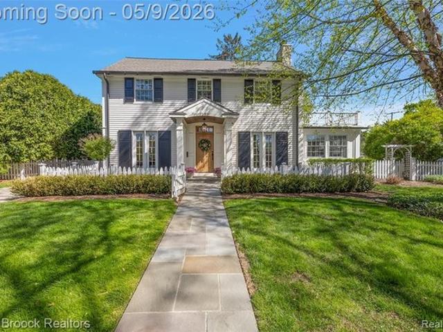 1259 Dorchester Rd, Birmingham, MI 48009