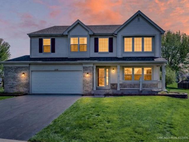 1259 Larkspur Ct, Pingree Grove, IL 60140