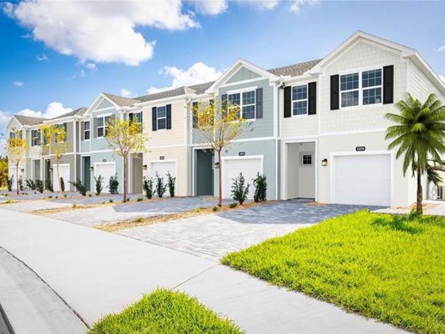 1259 Pineywood Field Dr, Davenport, FL 33837