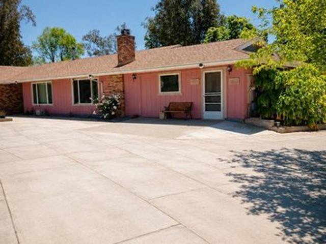 1259 Ramona St, Ramona, CA 92065
