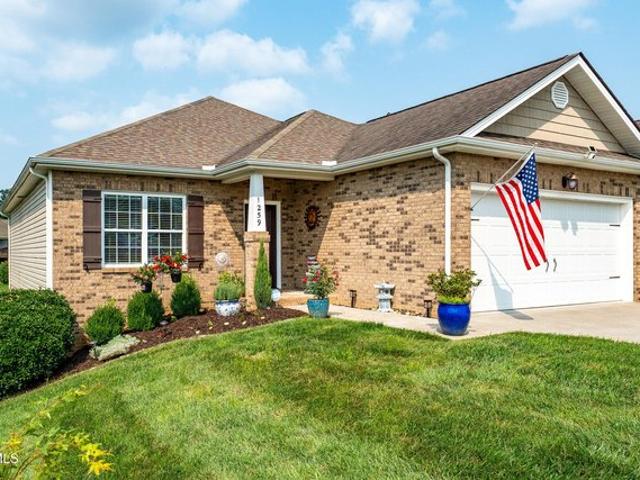 1259 Willow Springs Dr, Johnson City, TN 37604