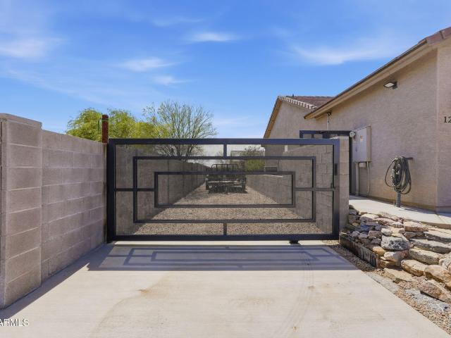 12503 w carousel drive