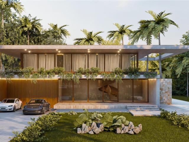 12500 Alamanda Dr, North Miami, FL 33181 | MLS #A11910