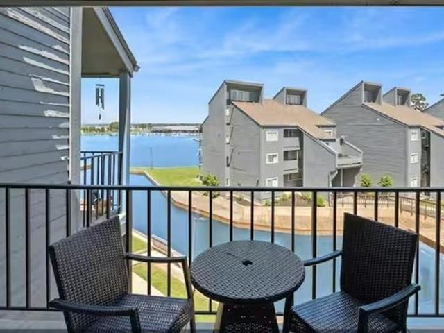 12500 Melville Dr Unit 3, Montgomery, TX 77356