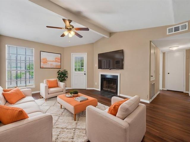 12500 Sandpiper Dr Apt 122, Houston, TX 77035